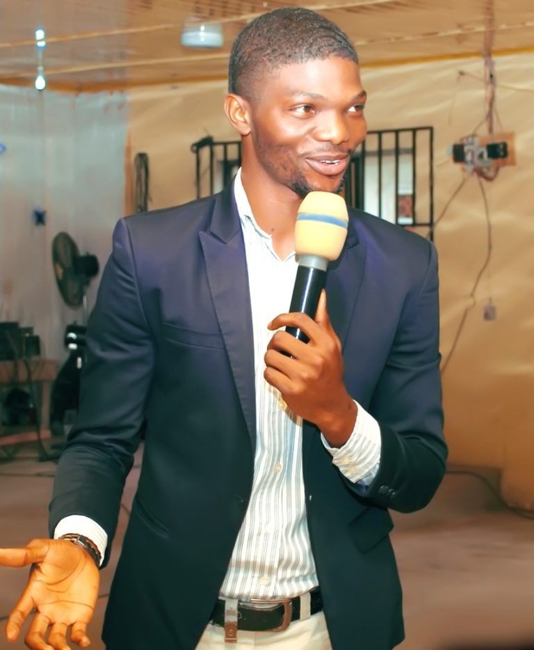 About - David Lein Victor | Content & Business Specialist